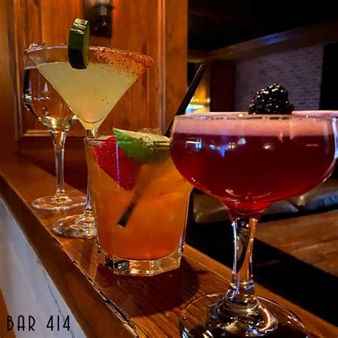 7 Best Cocktail Bars To Visit On The San Antonio Riverwalk