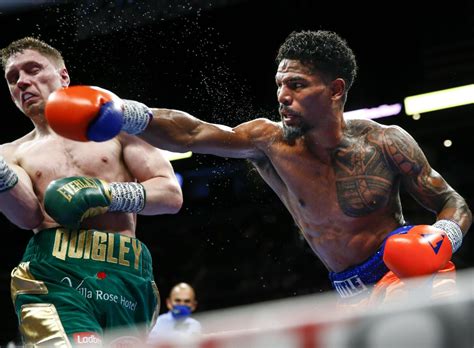 Ryan Garcia Brushes Off Boos Knocks Out Oscar Duarte Los Angeles Times