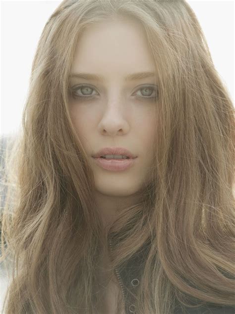 Ashlyn Pearce 애슐린 피어스 얼굴 모델 아만다 사이프리드