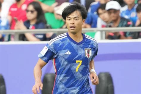 【サッカー】日本代表・三笘薫が50m超ドリブル突破… アジア杯で3人翻弄シーンにファン衝撃 「レベチすぎ」 News Everyday