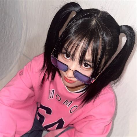 Momo Icon Y2k Icon Hirai Momo Nayeon Kpop Girls My Girl Lovely