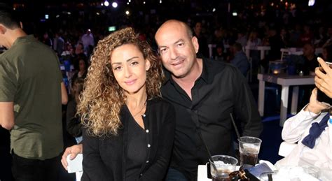 אייל ברקוביץ עבר לגור עם בת הזוג שלו Tmi