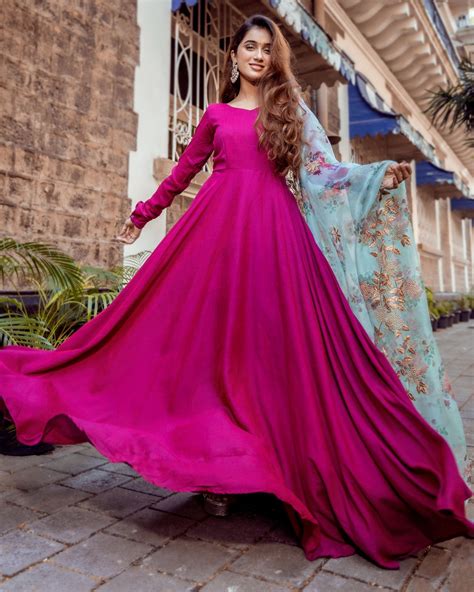 Dual Toned Flared Anarkali Dress With Floral Organza Dupatta Set Of
