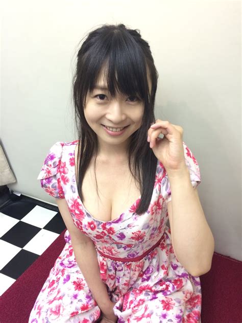 羽月希さんサイン会のフォトコンテスト結果発表！ Friends Bookshopのブログ