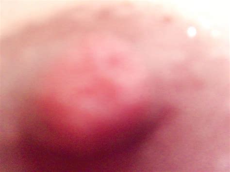 Twitterで18歳女がお風呂でハリのあるむっちりおっぱい弄り自撮り みんくちゃんねる