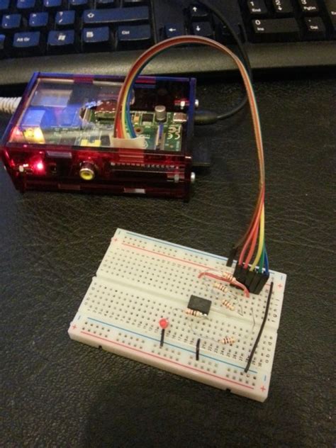 programming the attiny85 from raspberry pi