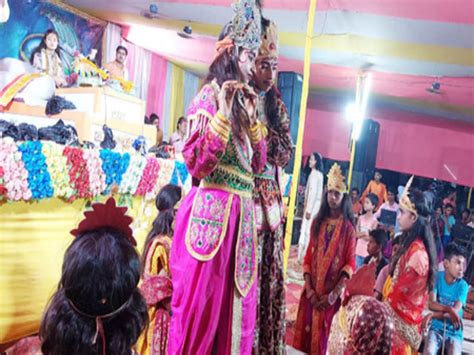 Devotees Danced On The Rasleela Of Lord Krishna And Radha भगवान कृष्ण