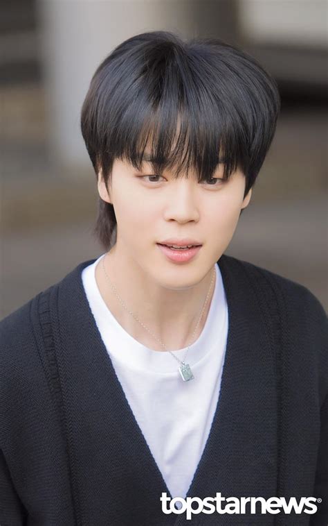 방탄소년단 Bts 지민 ‘free한 모습마저 러블리한 월드스타 최화정의 파워타임 출근길 [hd포토] 최규석 기자