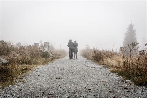 people walking path foggy fog couple rural silvia congost