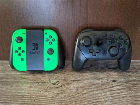 Joy Con Vs Pro Controller Which Nintendo Switch Controller Should You