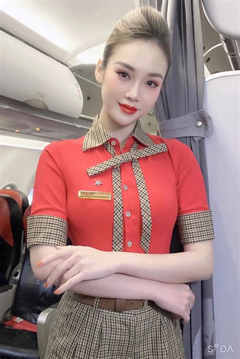 Màu Son Của Tiếp Viên Hàng Không Các Hãng