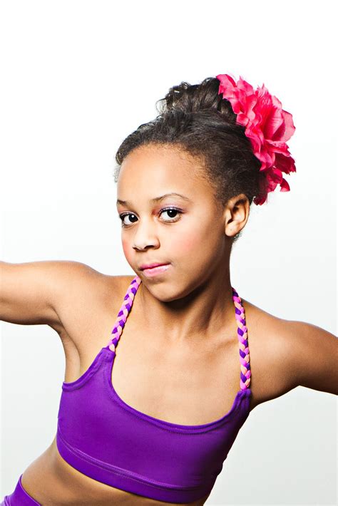 Pin By Oxyjen On Dance Moms Photo Shoot Mom Photo Shoots Nia Frazier
