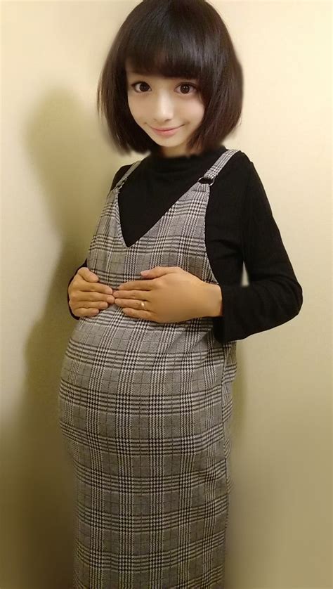 妊娠14週 お腹の膨らみが徐々に増してきて・・・ 相咲萌江＠オーバーオール妊婦女装＠「妊婦フェチ」をメジャーな趣味に。