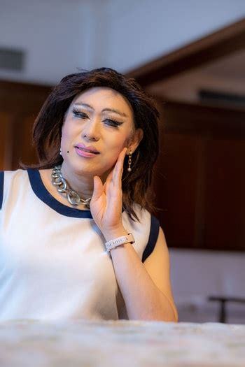 老後資金が心配で投資したら大損…辛酸なめ子、肉乃小路ニクヨさんに「投資の正解」を学ぶ 辛酸なめ子、 アラフィフの壁を乗り越える Mi
