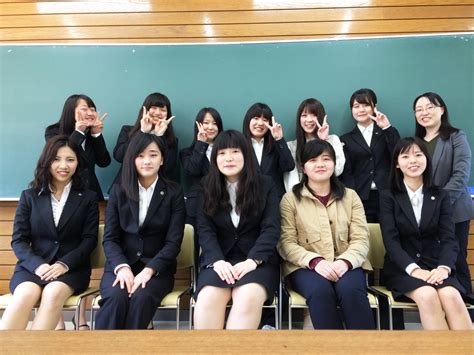 ましい 貸し手 遠足 ゼミ 写真 匹敵します コジオスコ 身元