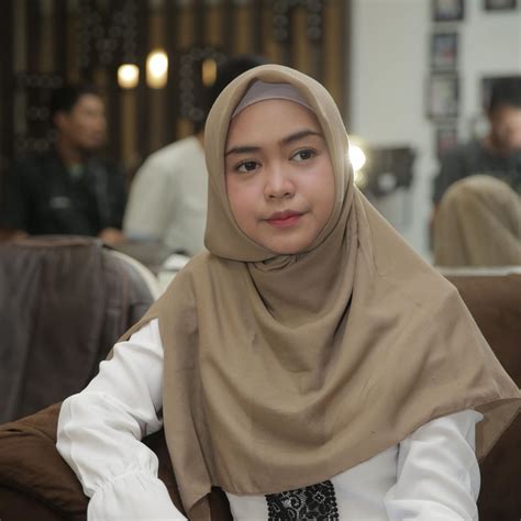 Biodata Ria Ricis Agama Keluarga Pacar Fakta Dan Karir – Lyceum