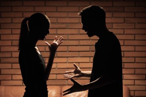ダブル不倫をやめてよかった！別れた後の心理は？後悔しない別れ方 既婚男性と繋がる