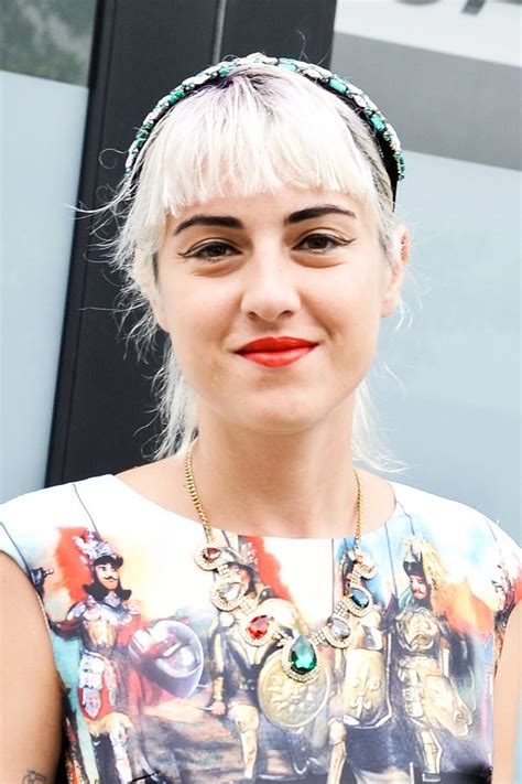 Blonde Hair Dark Eyebrow Celebrity Trend