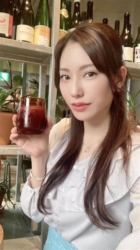 星野奏さんのインスタグラム動画 星野奏instagram 「先月行った兜町のカフェ☕️ 『switch Coffee Tokyo K5
