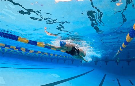 How To Swim Freestyle With Perfect Technique Myswimpro