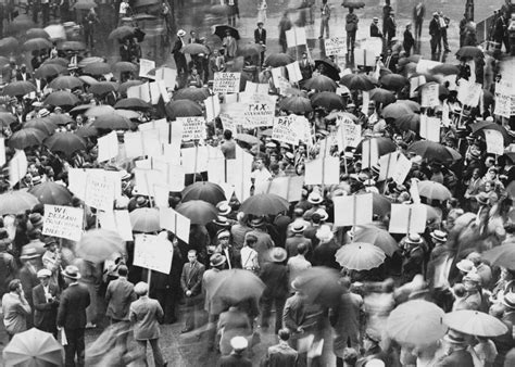 Iconic Images From Economic Recessions In U S History Stacker