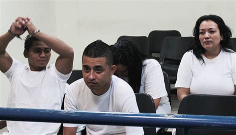Víctimas Narran Calvario Vivido Con Las “viudas Negras” Diario El Mundo