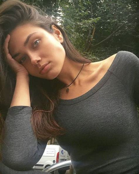 Pictures Of Her Beauty Girls Are Normal Girls Pictures