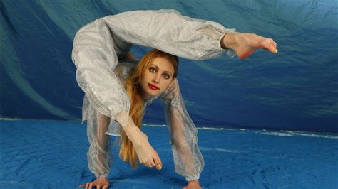 Contortionist Katya Handstand Acrobatics Extreme Backbending Poses