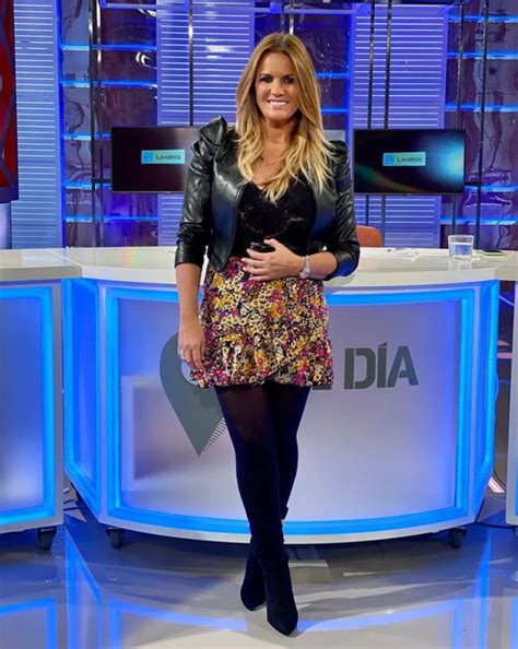 Semi Naked Woman Walks Into Spanish News Anchors Interview Background