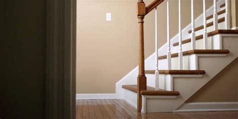 How To Install Vinyl Flooring On Stairs With Nosing In 4 Steps