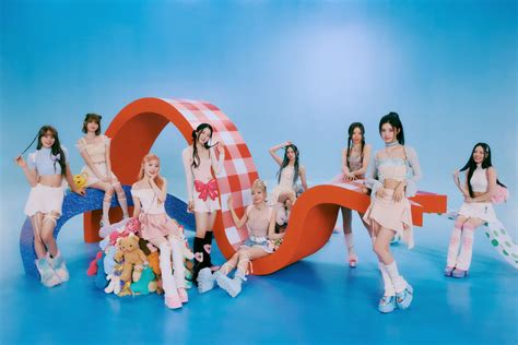 Niziu、新曲を2か月連続配信リリース決定 3月リリース「sweet Nonfiction」が映画『恋わずらいのエリー』主題歌に起用も