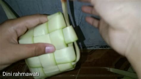 Tutorial Cara Membuat Ketupat Yang Simple Youtube