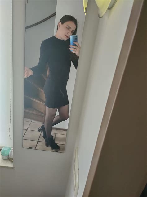 Felt Cute Might Delete Later Scrolller