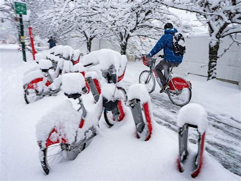 Metro Vancouver Snowstorm Live Freezing Rain Warning Issued For Fraser