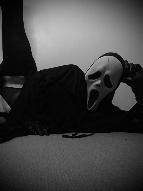 Whats Your Favorite Scary Movie R Sexybutnotporn
