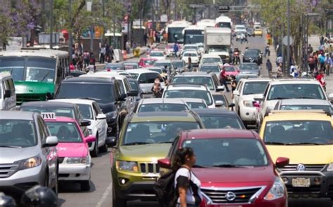 Estar Atrapado En El Tráfico De La Cdmx Te Roba Más De 200 Horas Al