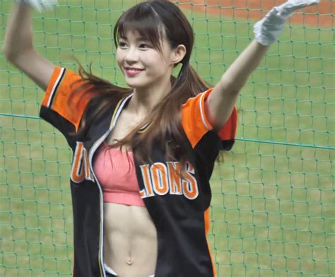 【画像46枚】台湾のチアyuriさんの腹筋がすごい