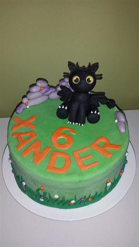 Toothless cake - Decorated Cake by Anse De Gijnst - CakesDecor