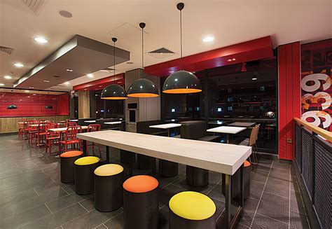 Fast Food Restaurant Interior Design - s3tkoncepts