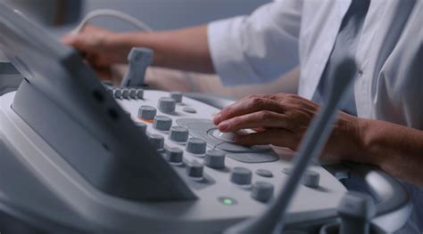 Handheld Bladder Scanner Features Guide: Portable Medical Tech