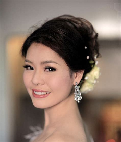 Image result for Glamorous Makeup Bride