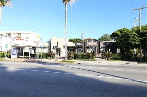 Retail/Office Space - Lease Florida