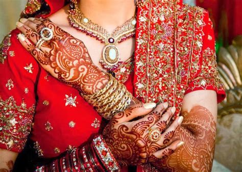 Image result for Broad Mehandi Designs