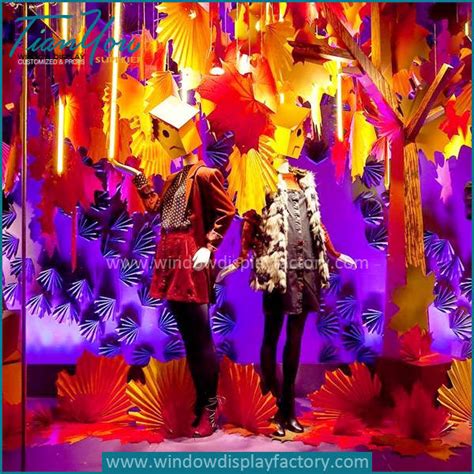 Autumn Window Displays Ideas – Window Display Props Factory | Visual ...