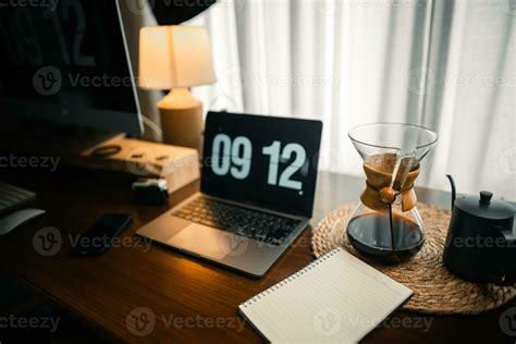Image result for Set Clock On Computer Screen