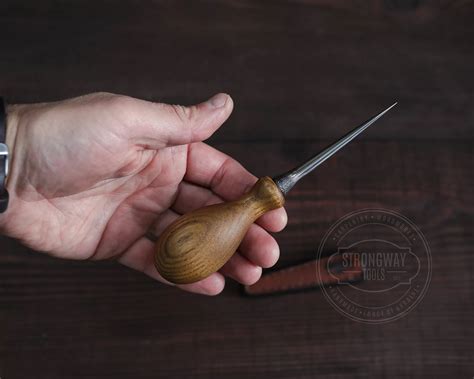 Stitching Awl - The Spoon Crank