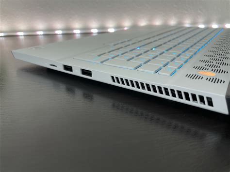 Image result for Alienware M15 R4 microSD Port