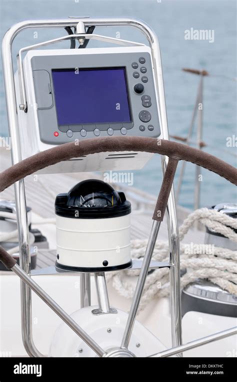 Boat compass hi-res stock photography and images - Alamy