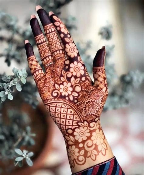 Image result for Mehandi Design 2020 Easy