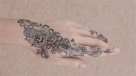 Image result for Mehandi Model Design